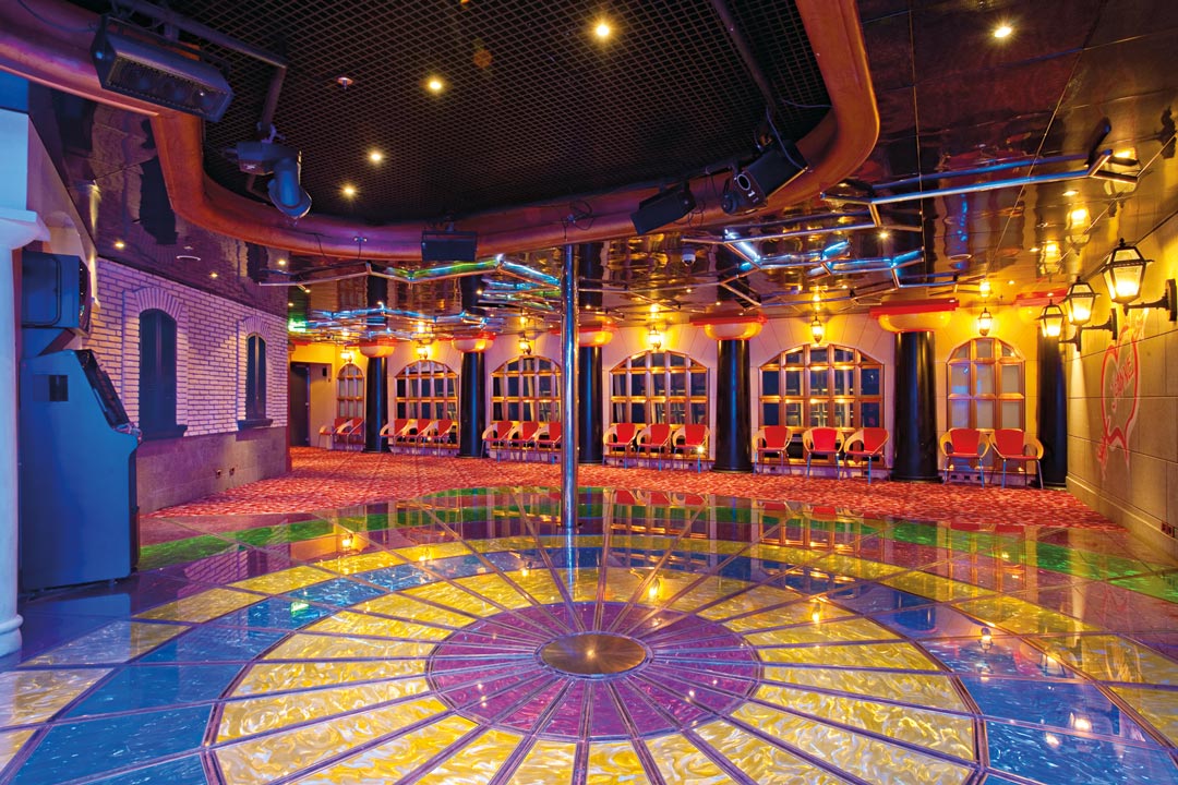 4 Night Bahamas on Carnival Conquest | Delta Cruises