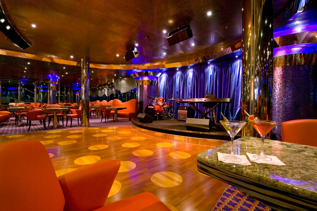 Carnival Dream Cruise Ship Details | Delta Cruises