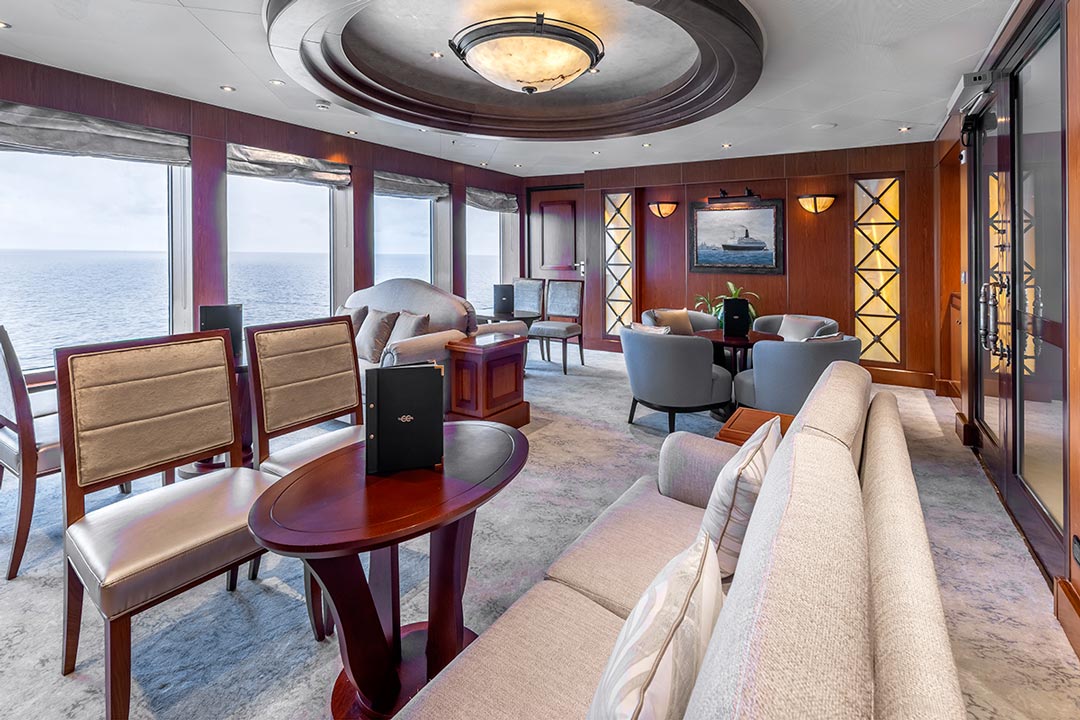 9 Night Western Caribbean on Queen Elizabeth | Delta Cruises