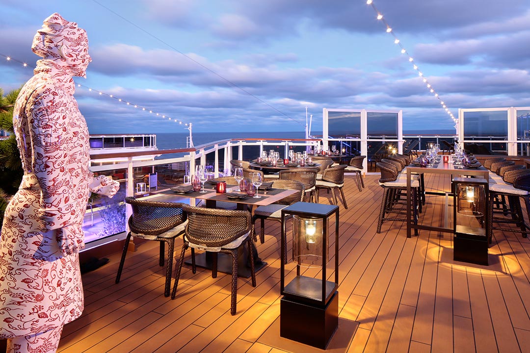 Rotterdam Cruise Ship Details | Delta Cruises